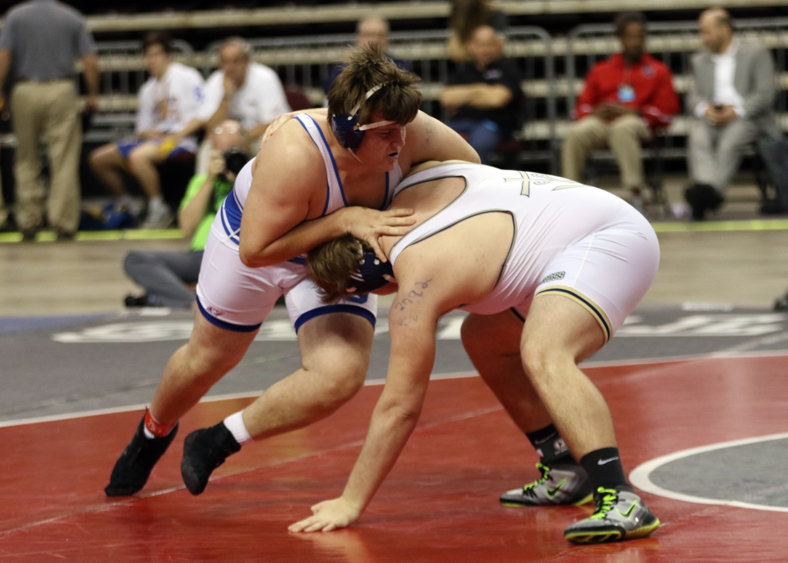 division-iii-195-lbs